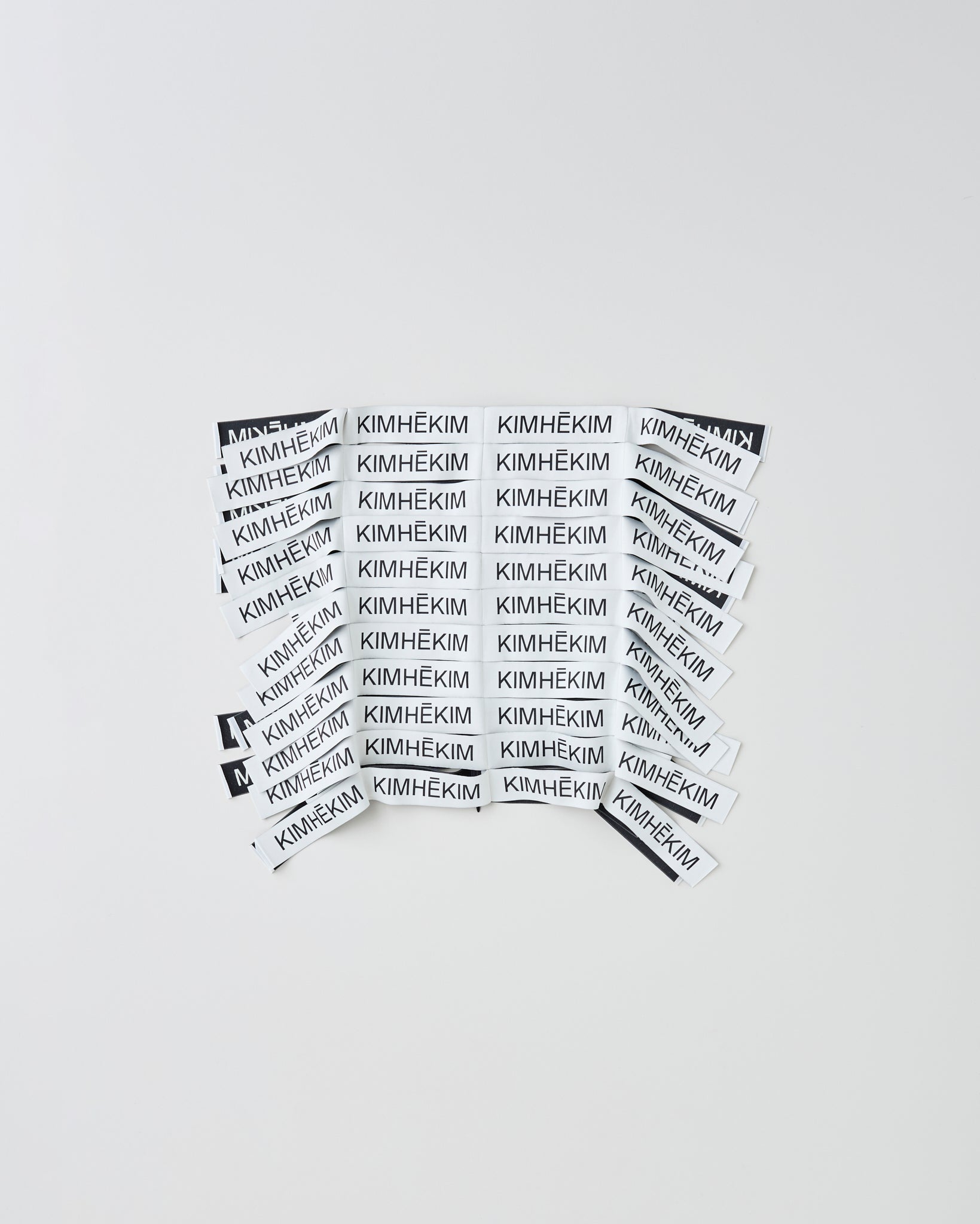 Giant label sleeveless top